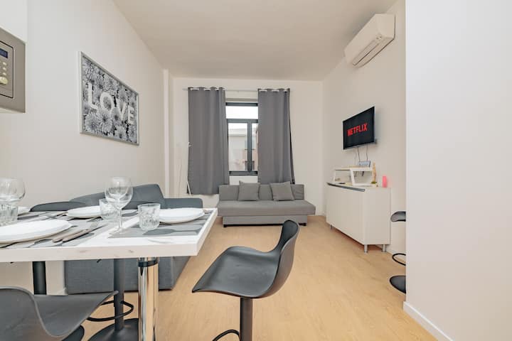 Lovely Home Isola District - 20 Minutes To Center - Milan Central Station