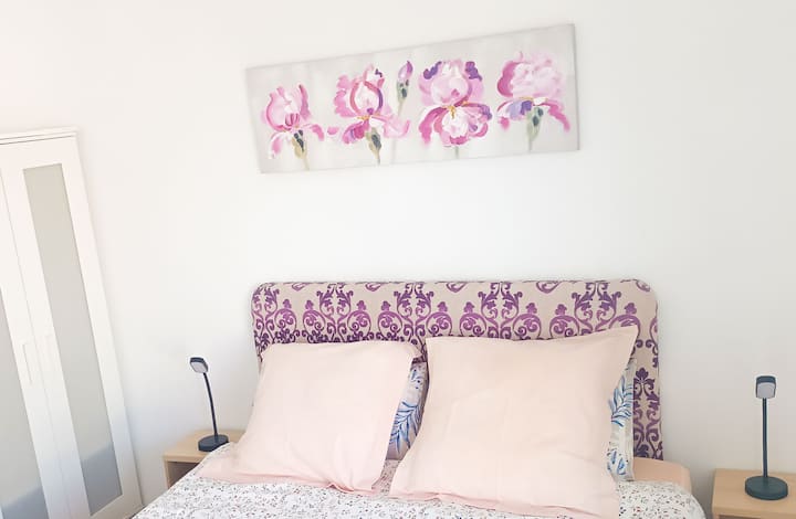 Habitación En Ambiente Agradable Y Comodo - Confolens