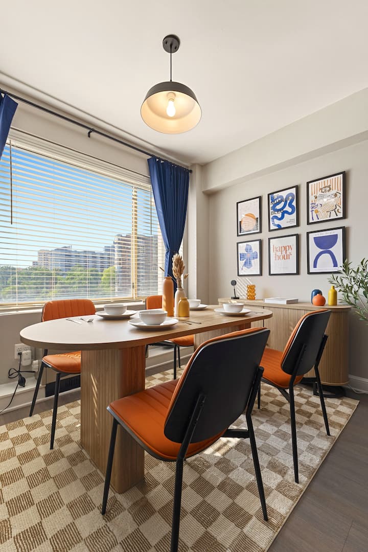 Cozy Executive Stay | Metro Access + Free Parking - Arlington, VA