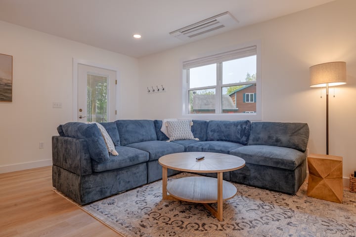 Newly Built 2 Br Apt In Swh! [Backside Bungalow] - Southwest Harbor, ME