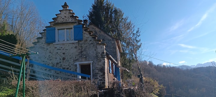 Jolie Maison Belvédère Avec Jardin - Ariège