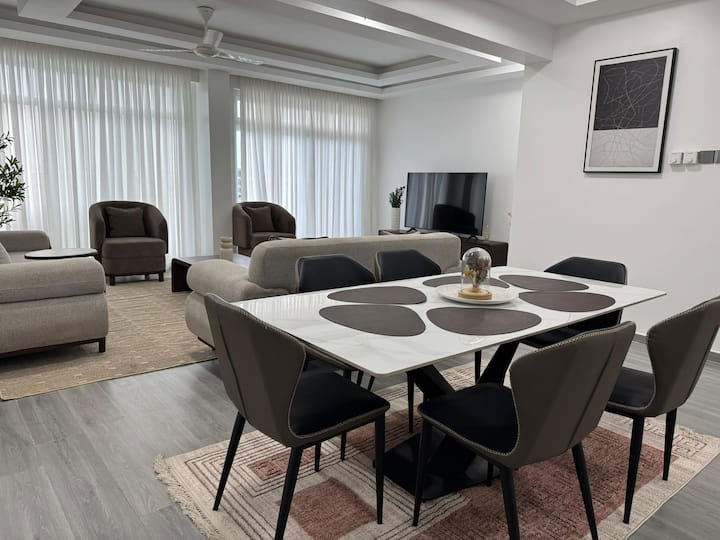 Ex Daya Residency 8th Floor 8a - Dar es Salam