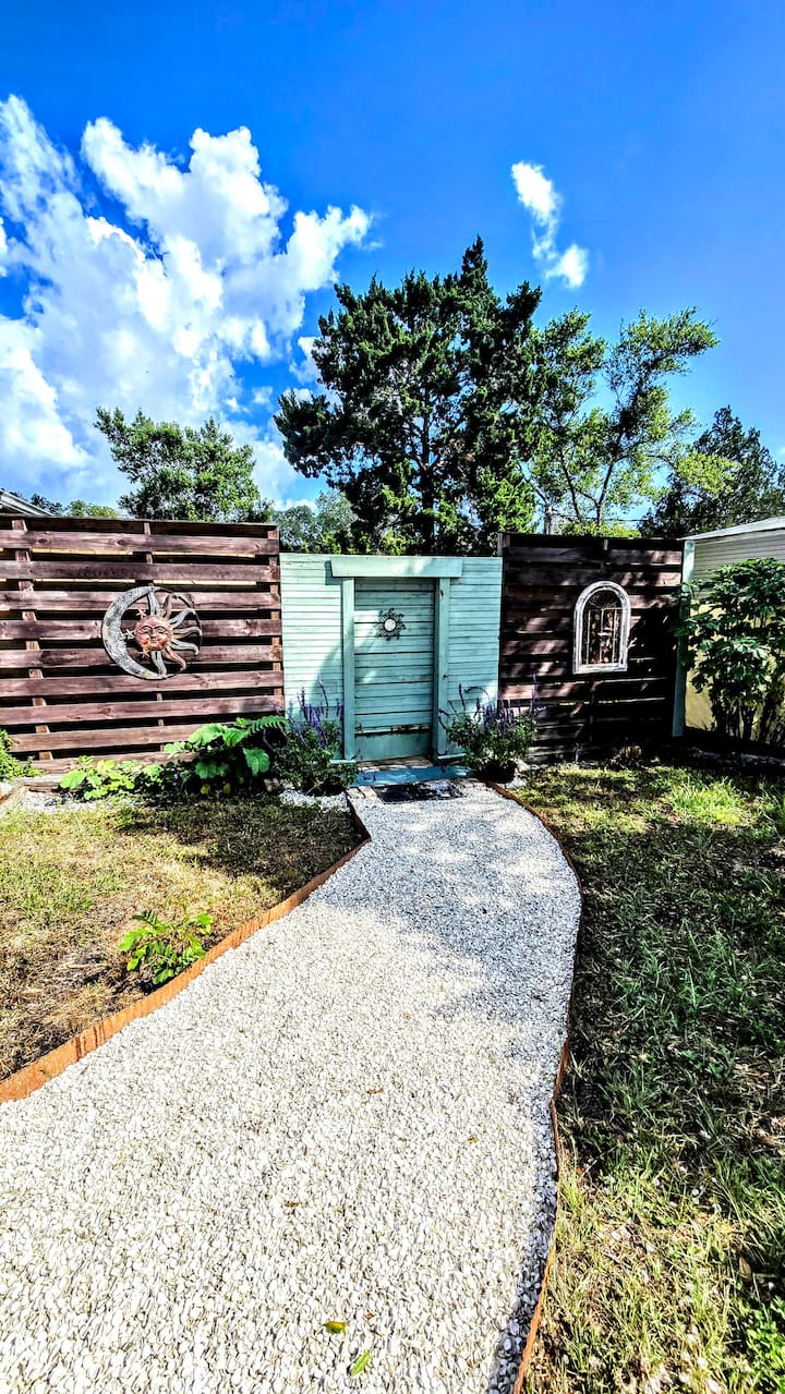 Weeki Wachee Secret Garden - Spring Hill, FL