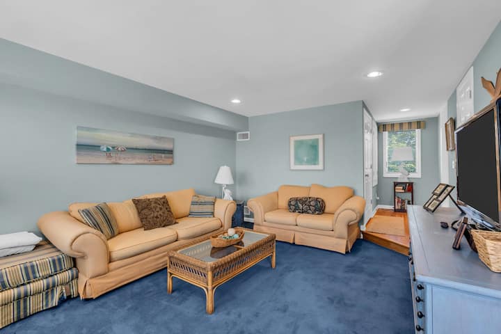 Walk To Beach! 4br Coastal Escape - Point Pleasant - Sea Girt, NJ