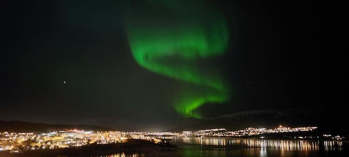 Flott Leilighet Med Super Utsikt - 트롬쇠