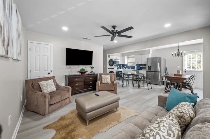 Spacious 6 Beds Retreat 5 Min Marietta Sq *Sleep12 - Marietta, GA