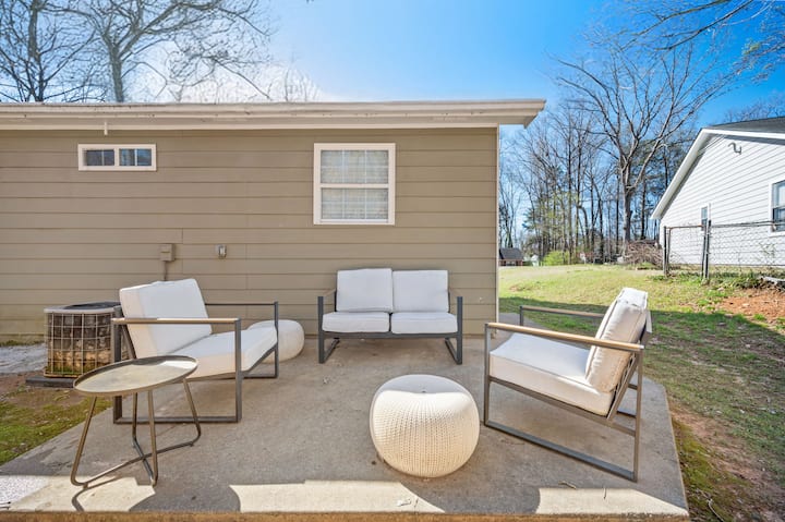 Spacious 6 Beds Retreat 5 Min Marietta Sq *Sleep12 - Marietta, GA