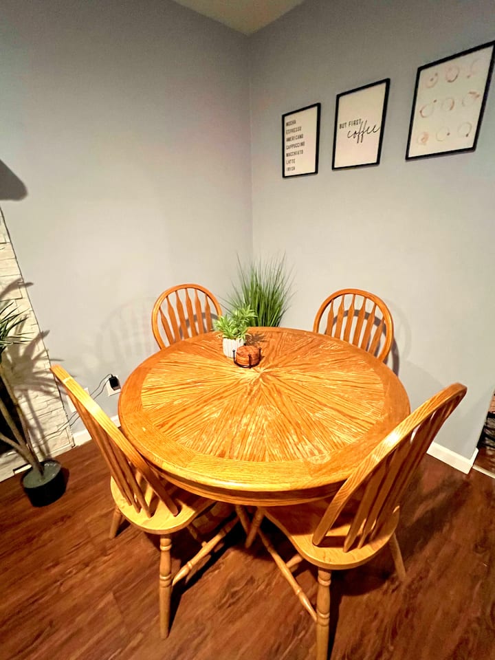 300mbps+free Parking+laundry+breakfastbar - Sparks, NV