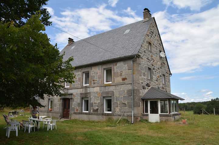 Grand Gîte Au Cœur De L'auvergne (14 Pers) - Chastreix