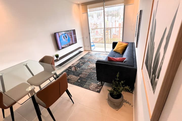 Panoramic View, Modern Apt, Central, Pool & More ~ - Bucaramanga