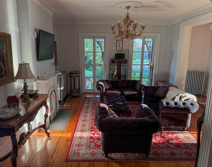 The Lemur Boudoir - Seneca Falls, NY