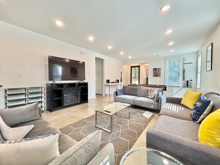 Luxury 4br Home/gated Parking/ Fast Wifi/pool - Memphis, TN