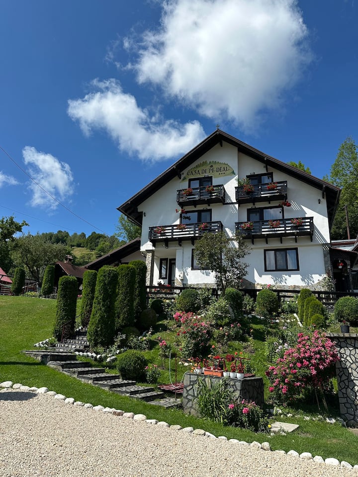Casa De Pe Deal Bran - Bran