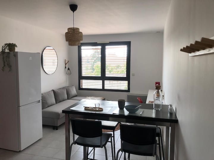 Appartement Avignon En Face Des  Remparts, Parking - Avignon