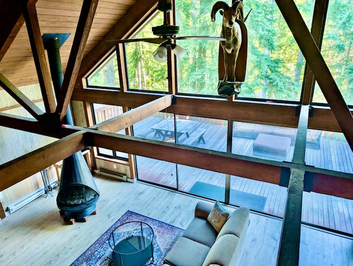0.4 Mi To Mt Rainier | Sauna+ Fireplace, Sleeps 12 - Ashford, WA