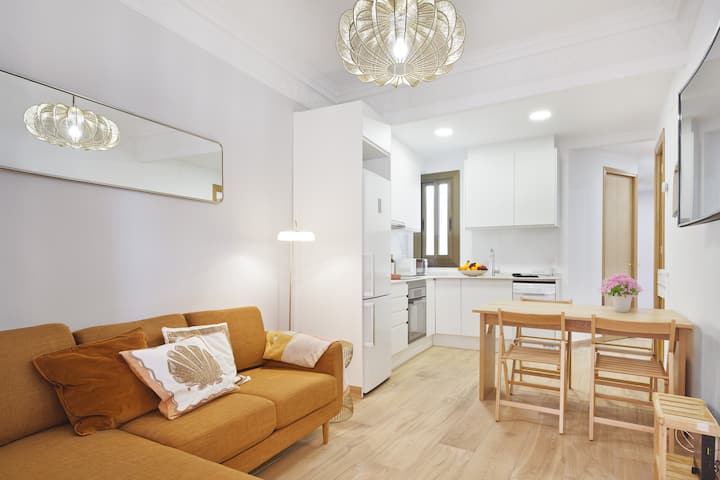 Stylish 3-bedroom Apartment Bcn - Barcelona