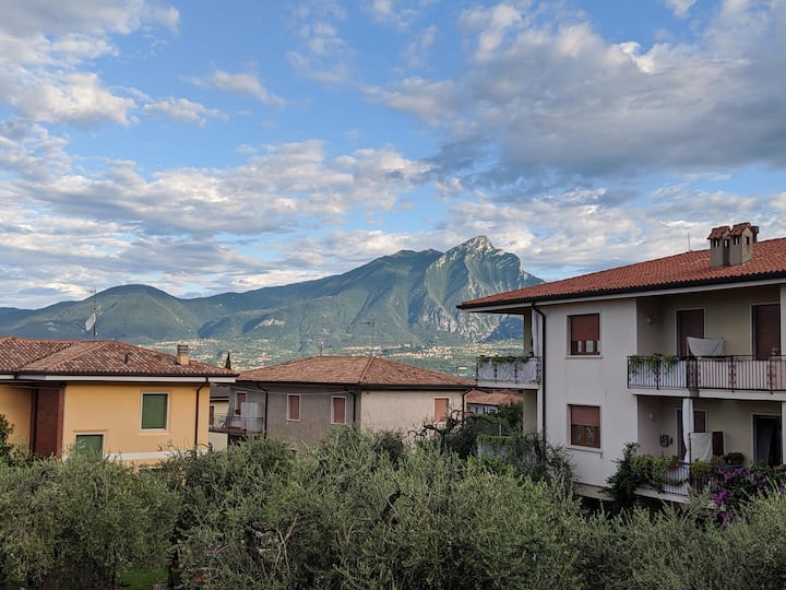 Lake Garda Renovated Apartment - Torri del Benaco