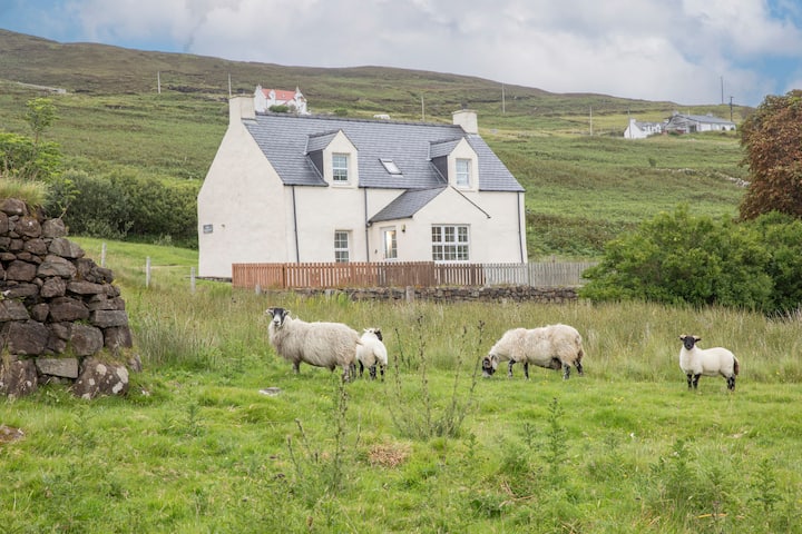 Charming Isle Of Skye Holiday Cottage, Glendale - Skye