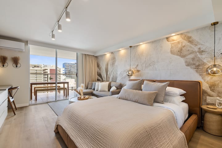 Waikiki Luxe Haven – Chic Comfort In Paradise - Honolulu