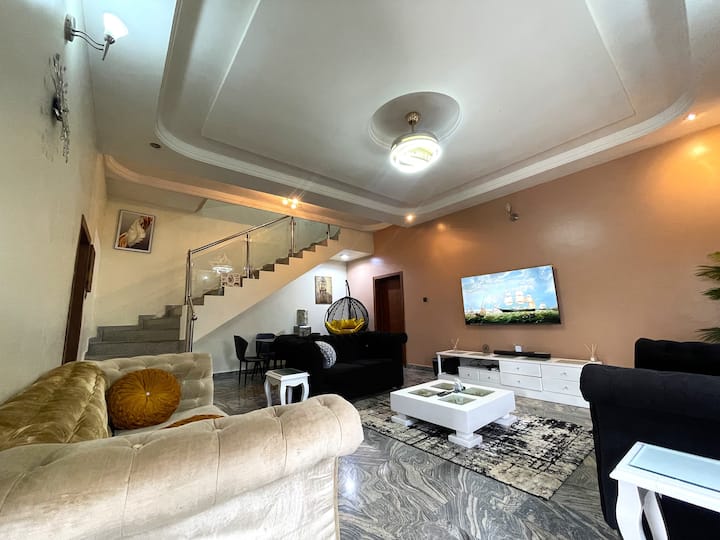 Luxury 4 Br Apt W Parking, Hot Tub, Secure Estate - Lagos, Nigeria