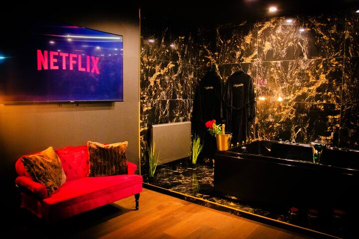 L'aphrodite, Suite De Luxe - Jacuzzi "Love Room" - Amnéville
