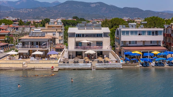 Denize Sıfır ÜCretsiz Plajlı 1+1 Atlas Suit Otel - Edremit