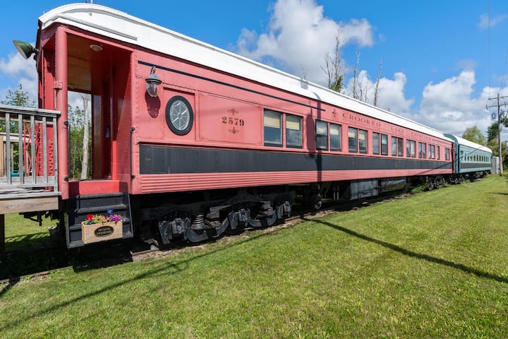 Modern Train Rental With Lake Views - Petoskey, MI