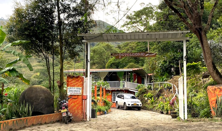 Patolandia Hermosa Fincacon Rio - Machetá