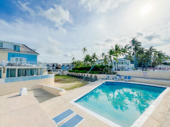 2 Br House W/car, Pool, Private Beach/baha Mar - Nassau