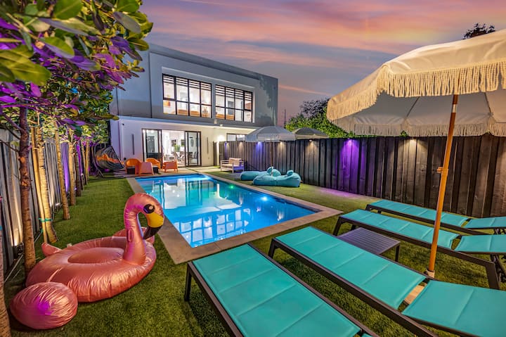 Mega Villa In Wynwood•two Pools•bbq•prime Location - Miami, FL