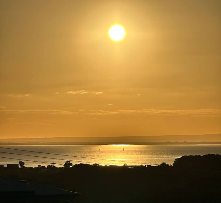 Bayview On Park -
Your Cosy Home Away From Home - Portarlington