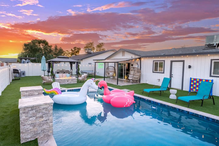 Old Town Jewel - Heated Pool Fire Pit Arcade - Mesa, AZ