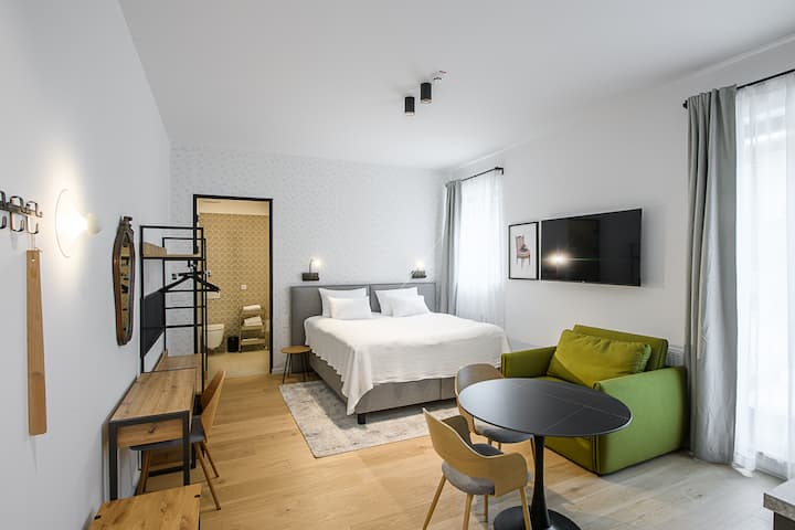 Hiša Barbara Celje - 1.01 Double Room W/balcony - Celje