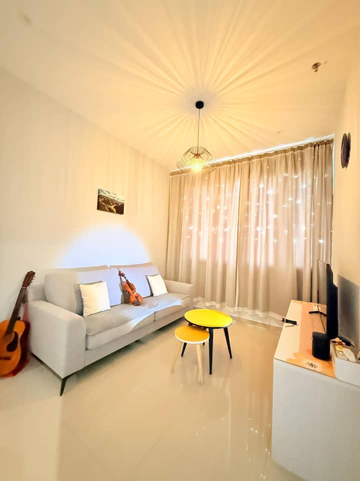 Iconic Regency Service Residences - Bee's Home - Bayan Lepas