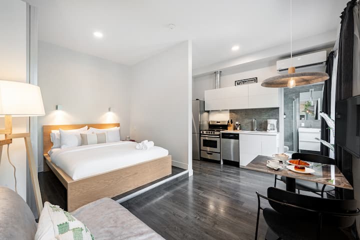 Lofts Le Plateau #203 - 1 Chambre, Terrasse & Spa - Laval