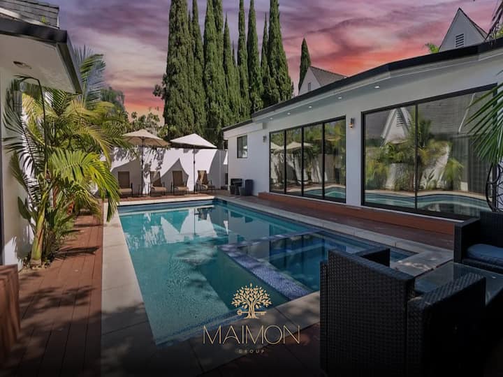 Upscale La Hideaway With Pool & Close To The Grove - Los Angeles, CA
