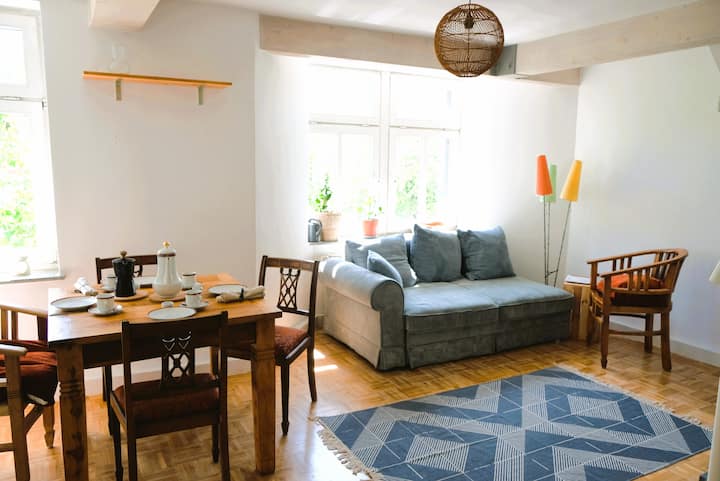 Wohnung Mit Türmchenzimmer - Lipsia