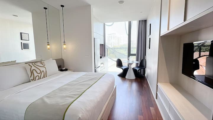 Liv Premier King Studio - Ang Mo Kio