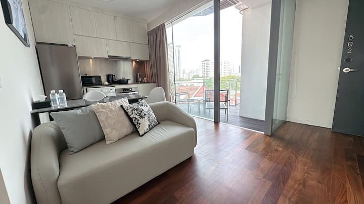 Executive 1-bedroom 8 Min Walk To Novena Mrt - Geylang