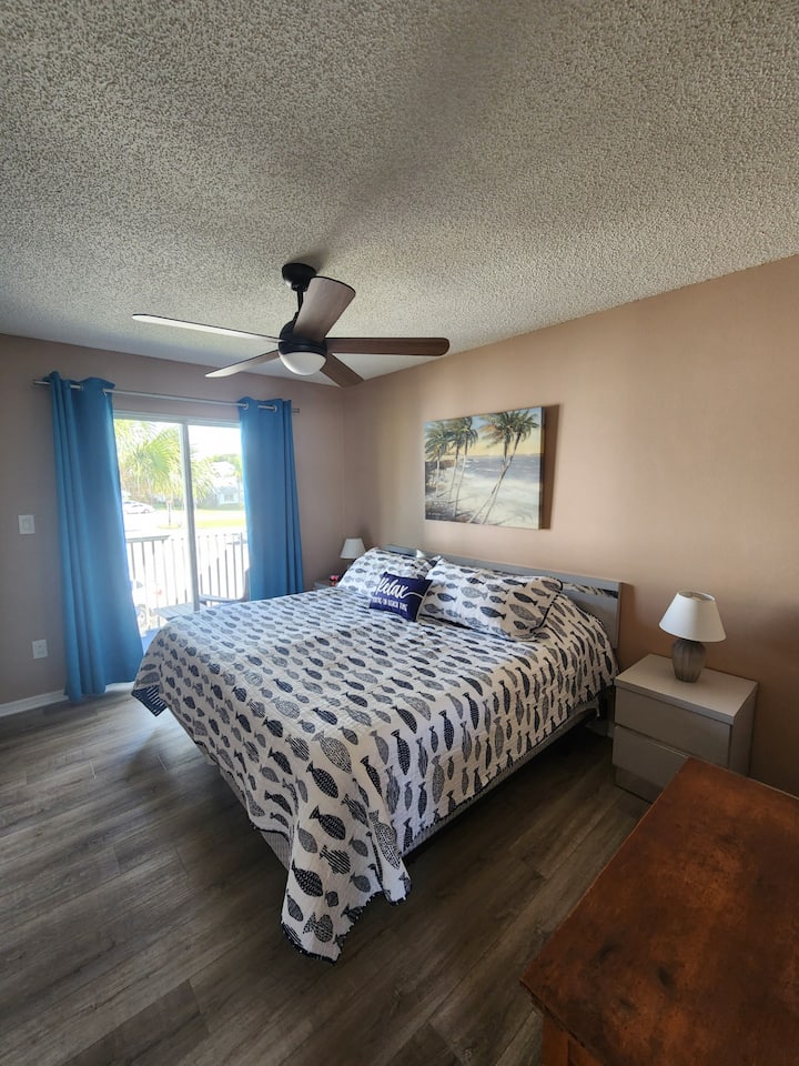 Aqua Villa - 1 Bedroom Beach Getaway! - Cape Canaveral, FL
