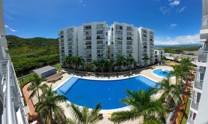 Apartamento Con Piscina, Parqueadero Gratis Y Wifi - Flandes