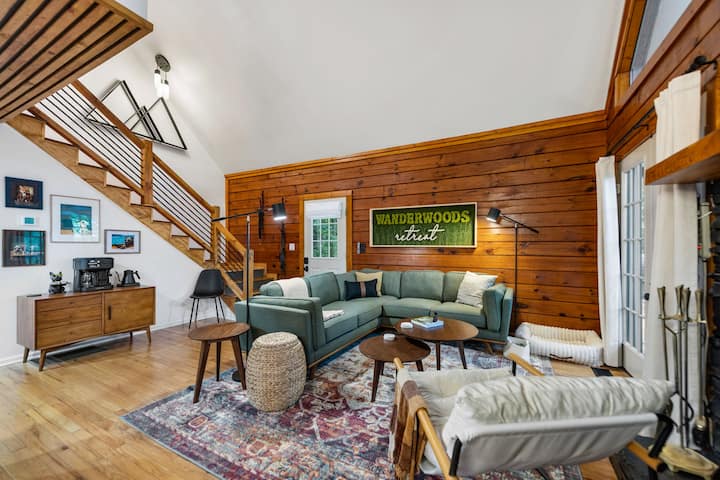 Mountain Oasis With Hot Tub & Putting Green - Ellijay