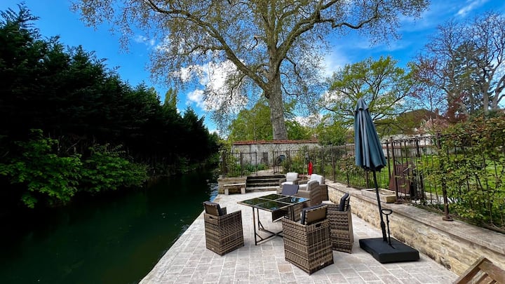 Charme & Rivière : La Maison Biscotte, Escapade 4* - Tonnerre