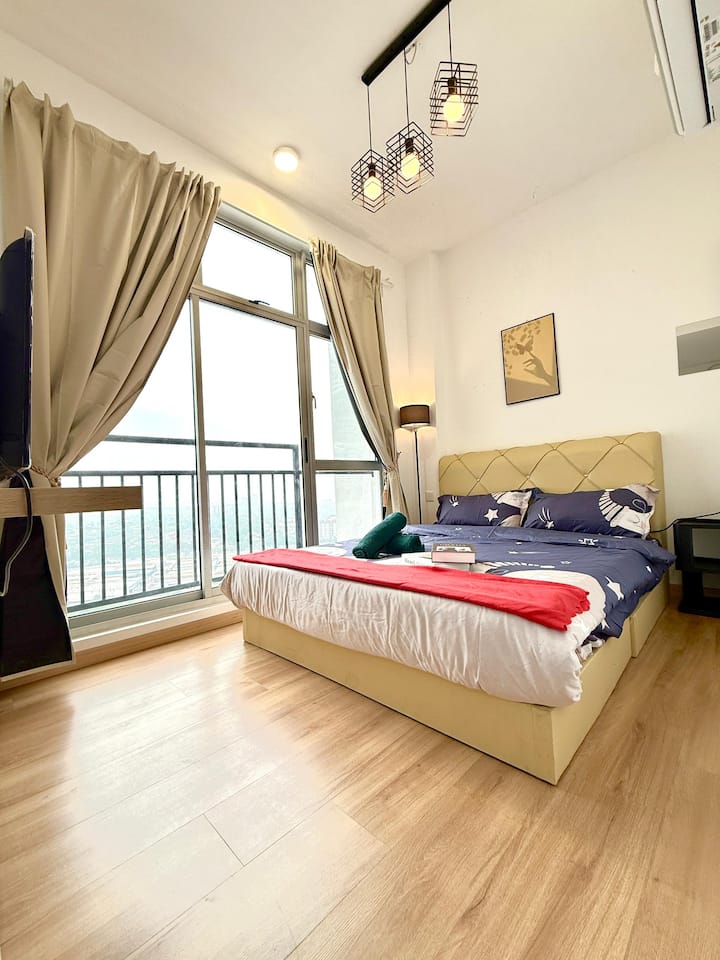 Couple Park Midas Seri Alam Netlfix By Stay - Pasir Gudang