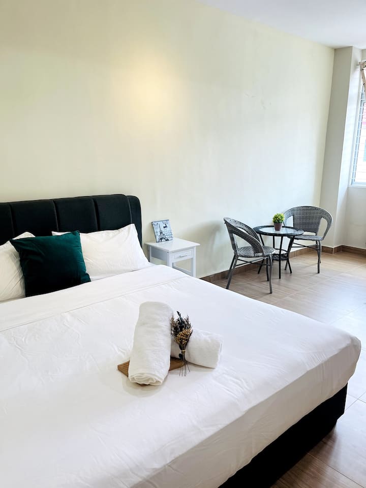 2 Connecting-bedroom 4pax | Private Bathroom - 쿠안탄