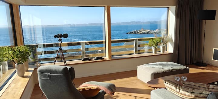 Hilltop House - Greenland