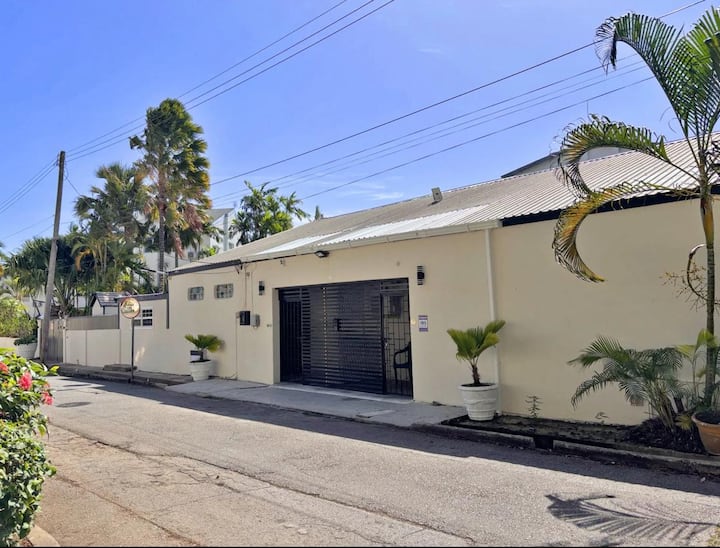 Breezy Home By The Sea - Bridgetown