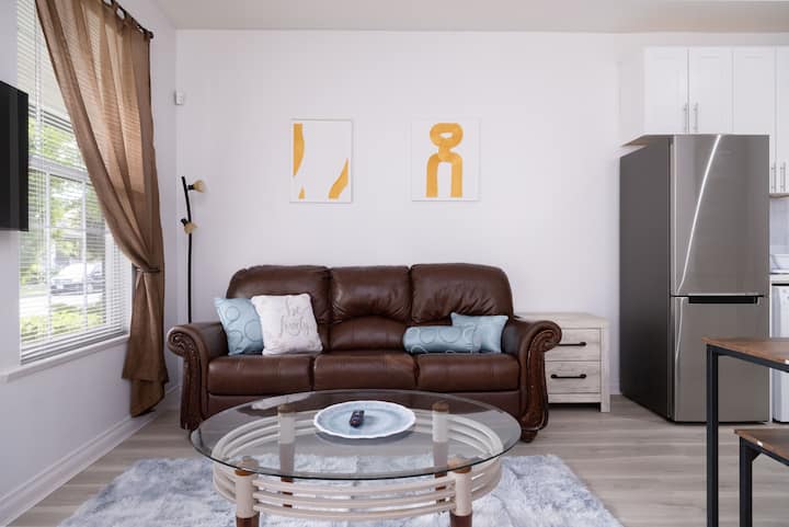 3br 2ba Surrey Home | Quiet & Convenient - Langley