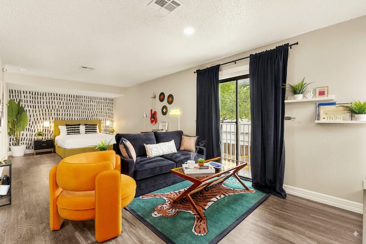 Designer Studio • Pool • Gym • Dt• Riverwalk• Utsa - The Sanctuary - San Antonio