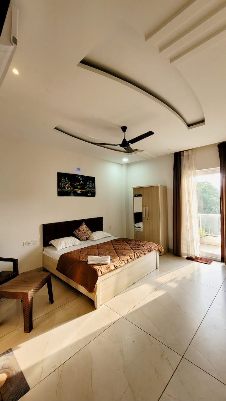 Luxe 4bhk Villa Family Only I Skyjacuzzi I Peace - Indore